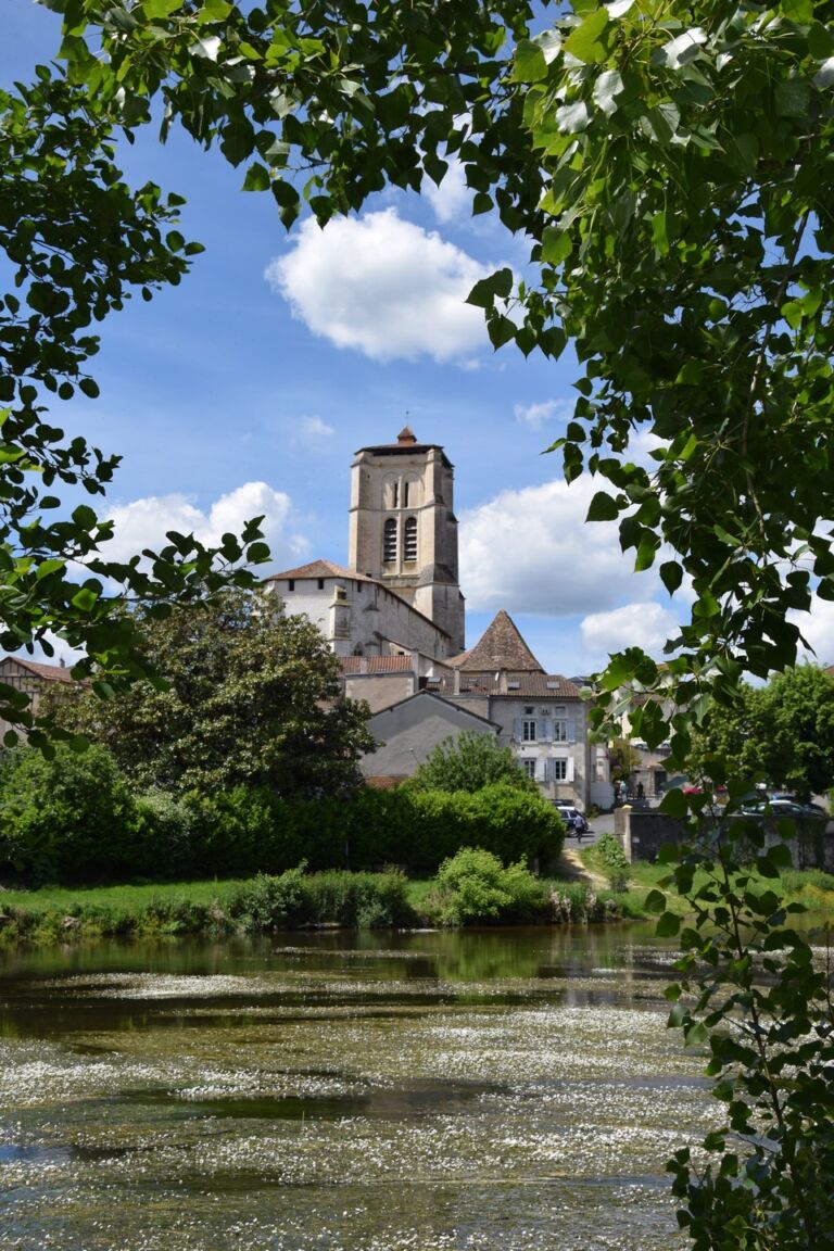 Eglise de Saint-Astier – Vallée de l'Isle en Dordogne